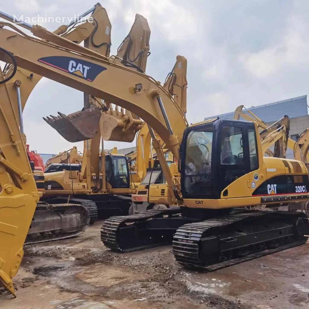 Novi Caterpillar 320C bager guseničar