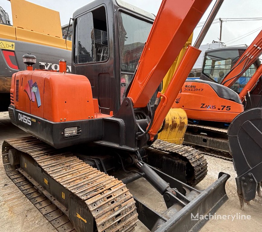 Novi Doosan DH55 bager guseničar