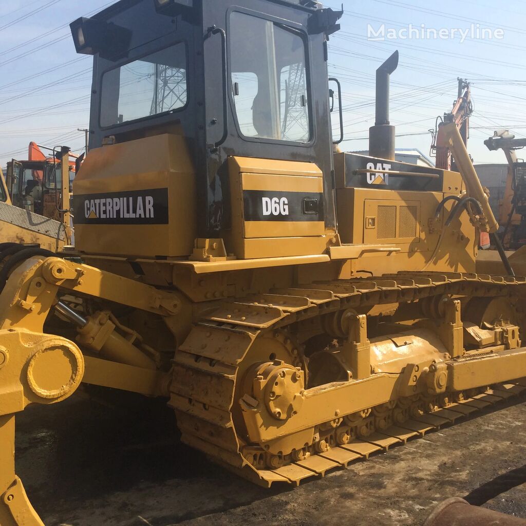 Caterpillar D6G buldožer