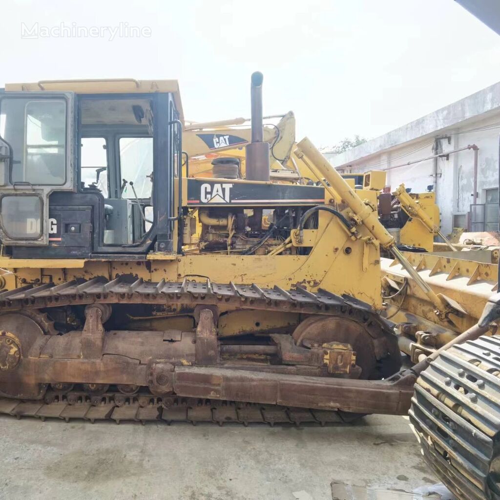 Caterpillar D6G buldožer