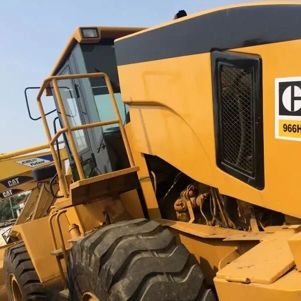 Novi Caterpillar 966H prednji utovarivač