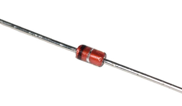 Z-DIODA, 1.4W, 3.9V, DO-41