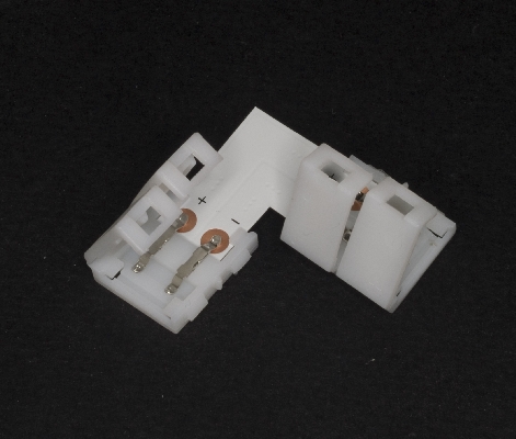 Konektor za LED trake 5050, 2 pina, 10mm širine, za unutrašnju montažu, obliku 'L', pod uglom od 90°