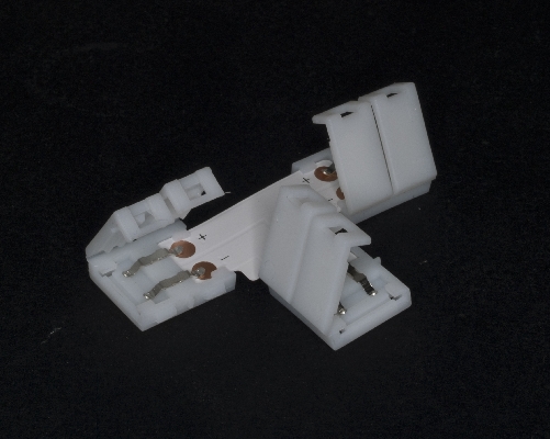 Konektor za LED trake 5050, 2 pina, 10mm širine, za unutrašnju montažu, oblik 'T',
