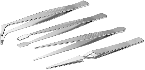 Tweezer Set 4 pcs. Flap-over Blister - 1x pointed tweezers straight 1x pointed tweezers cur