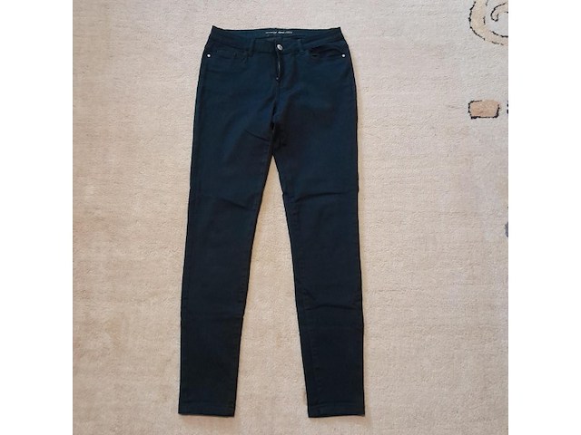 Nove Orsay crne farmermerke pantalone sa elastinom 38 M