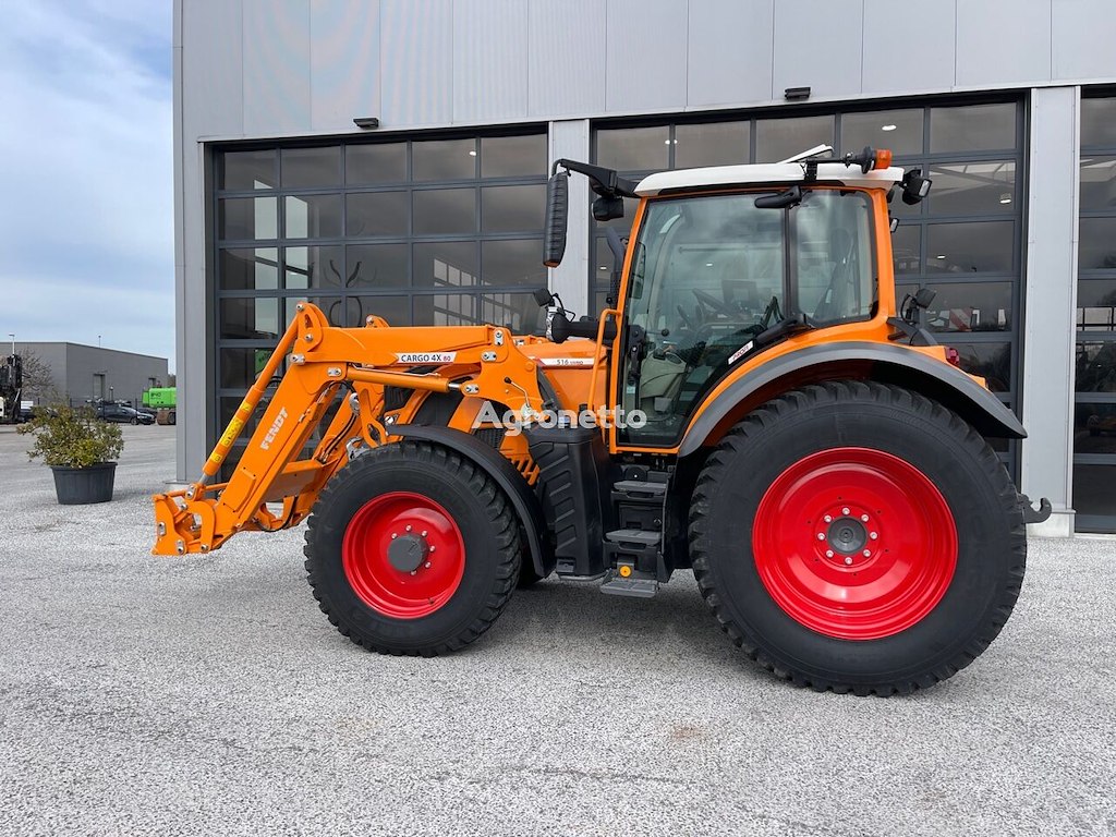 Fendt 516 traktor točkaš