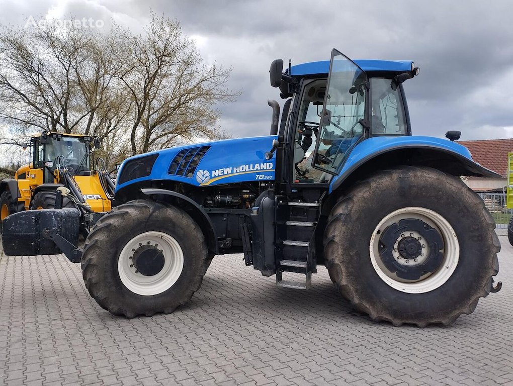 New Holland T8.390 traktor točkaš