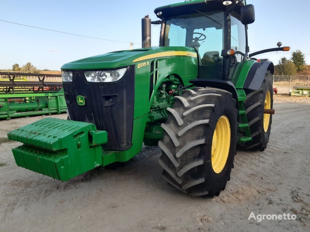 John Deere 8335 R traktor točkaš