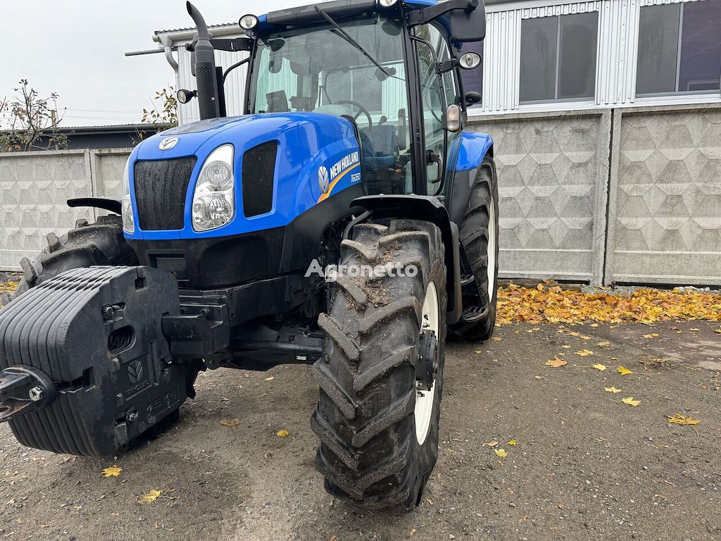 New Holland T6050 traktor točkaš