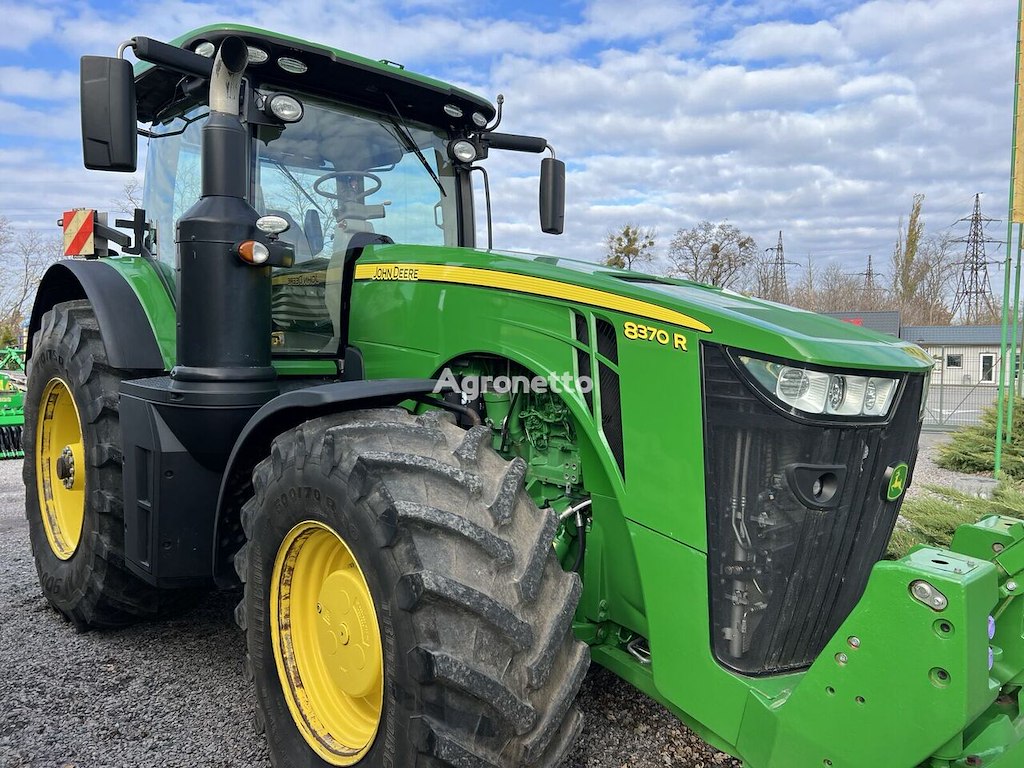 John Deere 8370R v Lizynh traktor točkaš