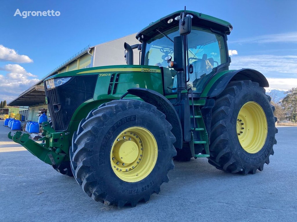 John Deere 7260R traktor točkaš