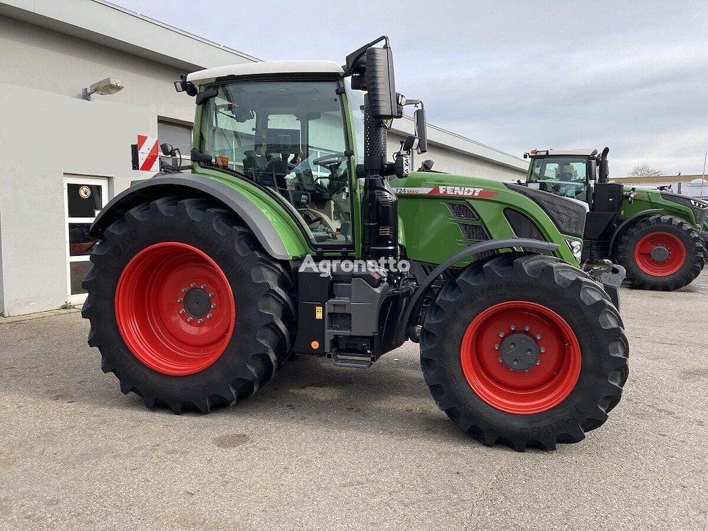 Fendt 724 Vario GEN6 traktor točkaš