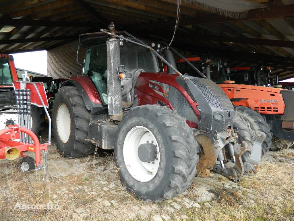 Valtra T 234 V traktor točkaš