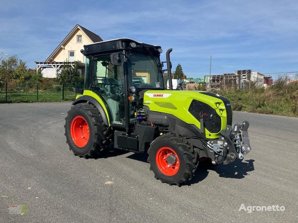 Novi Claas NEXOS 240 M ADVANCED VF traktor točkaš