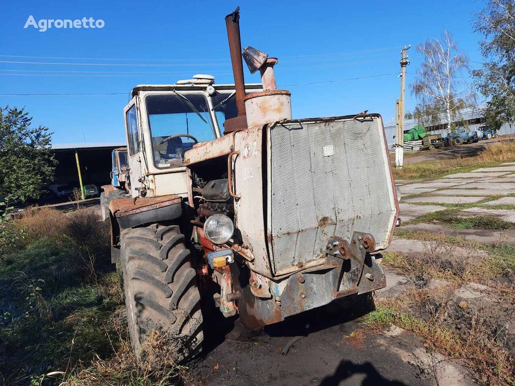 HTZ T-150 traktor točkaš