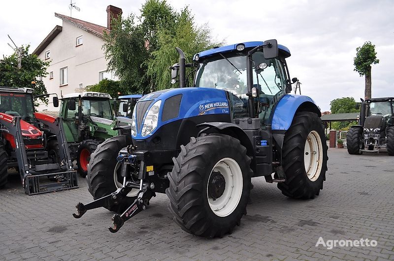 New Holland T7.200 traktor točkaš