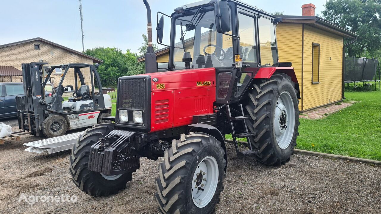 Novi MTZ 820 traktor točkaš