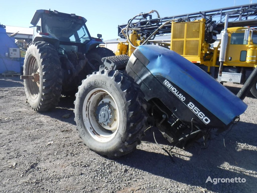 New Holland 8560 traktor točkaš