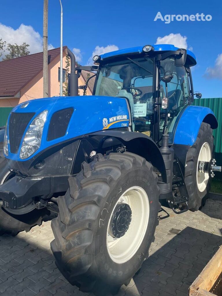 Novi New Holland 7060 traktor točkaš
