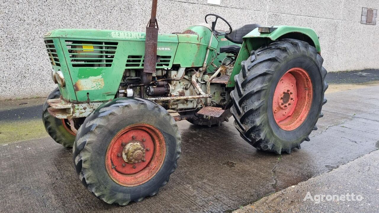 Deutz-Fahr D6006 4x4 traktor točkaš