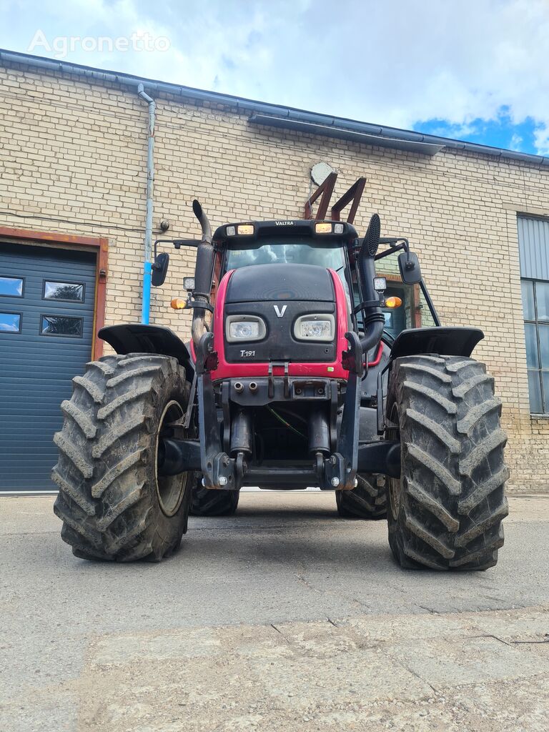 Valtra T191 Hitech traktor točkaš