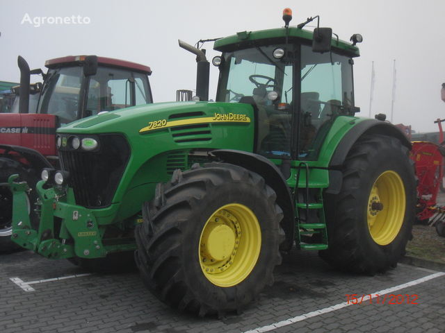 John Deere 7820 traktor točkaš