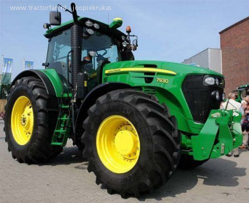 John Deere 7930 traktor točkaš