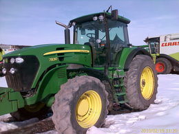 John Deere 7830 traktor točkaš