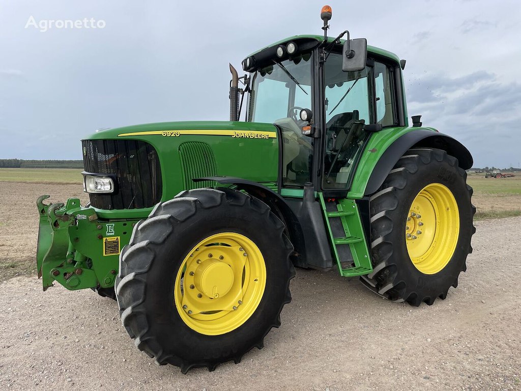 John Deere 6920 traktor točkaš