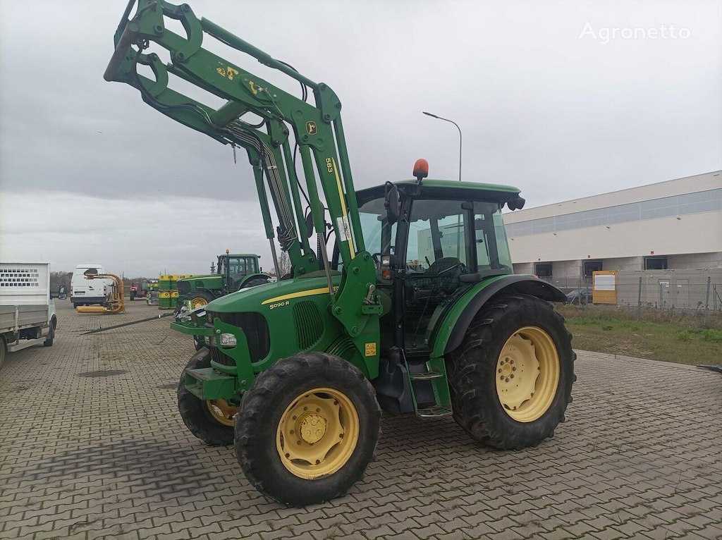 John Deere 5090r traktor točkaš