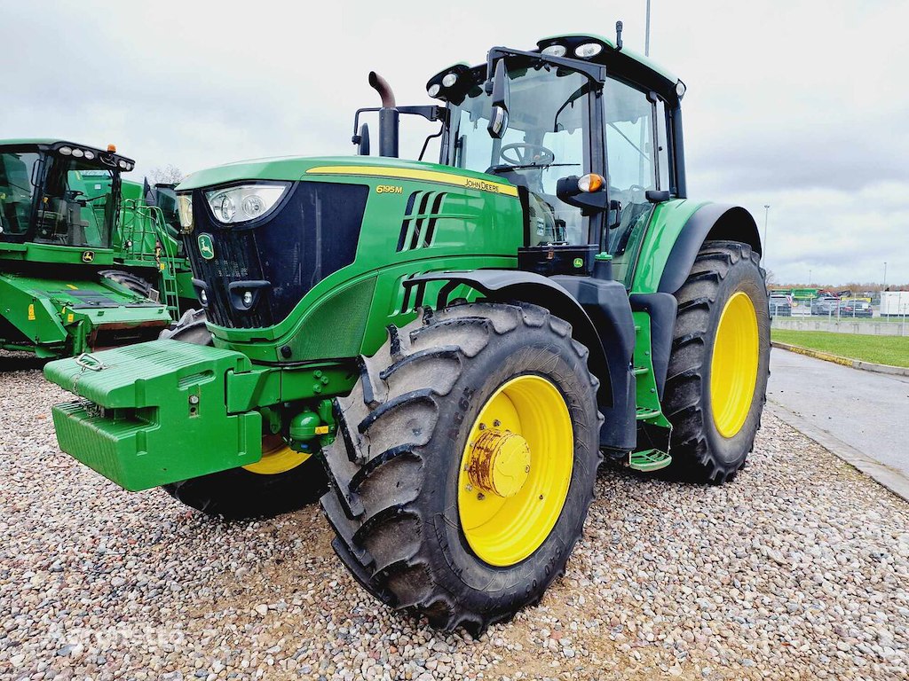 John Deere 6195M traktor točkaš