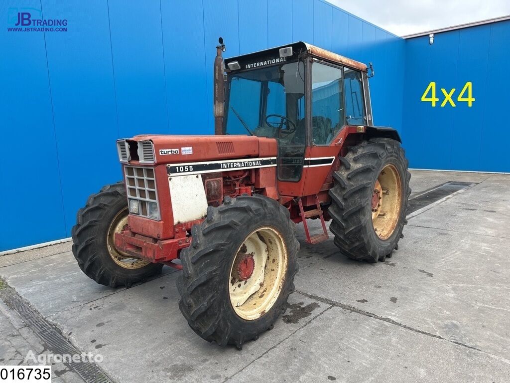 International 1055 4x4, 75 KW, Manual traktor točkaš