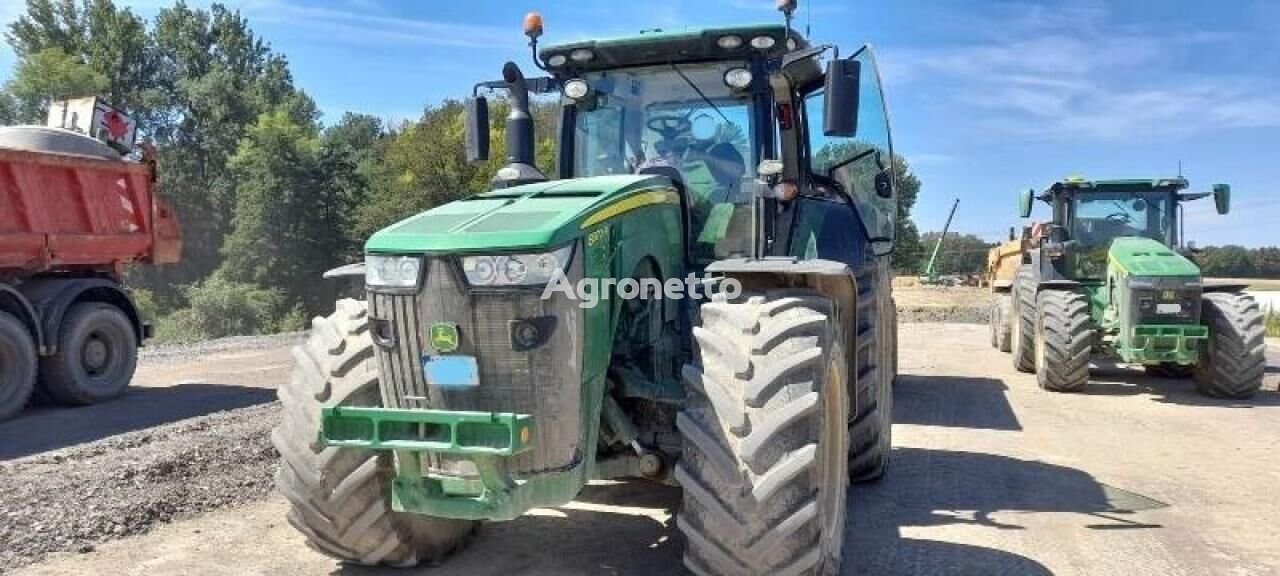 8370R traktor točkaš