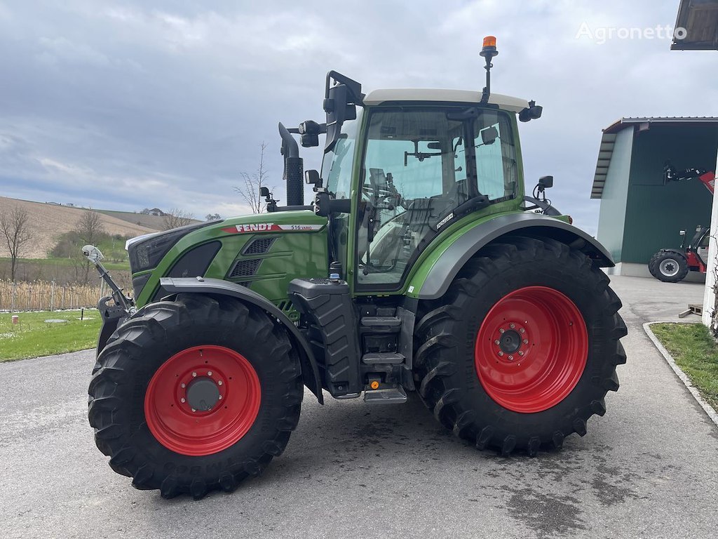 Fendt 516 Vario traktor točkaš