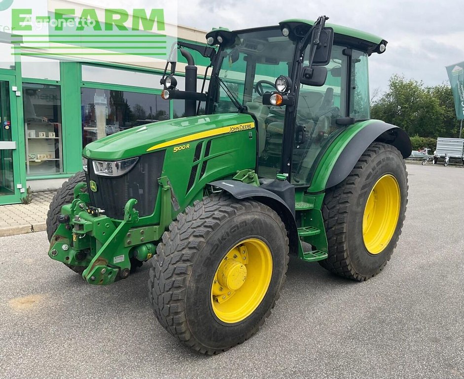 5100R traktor točkaš