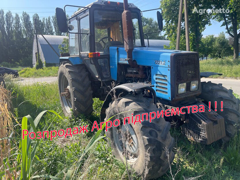 MTZ 1221 traktor točkaš