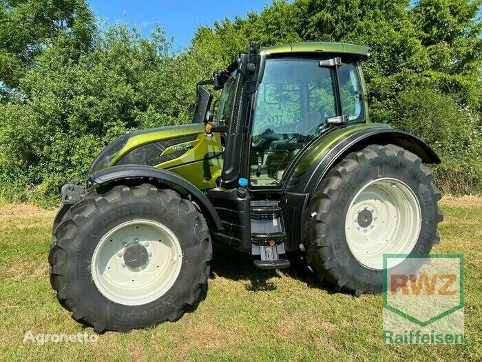 Valtra N154 Active E traktor točkaš