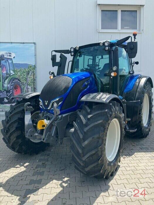 Novi Valtra N175D traktor točkaš