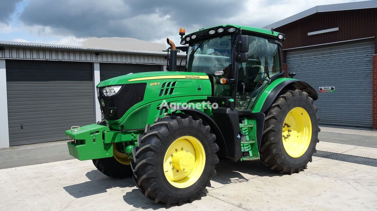 John Deere 6135R traktor točkaš