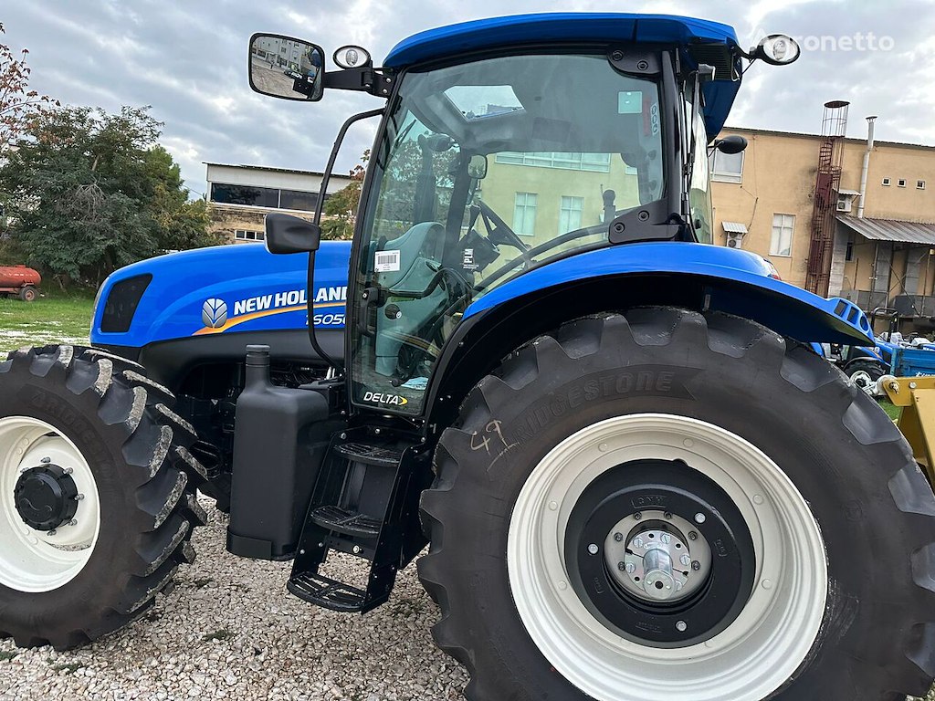 Novi New Holland T6050 traktor točkaš