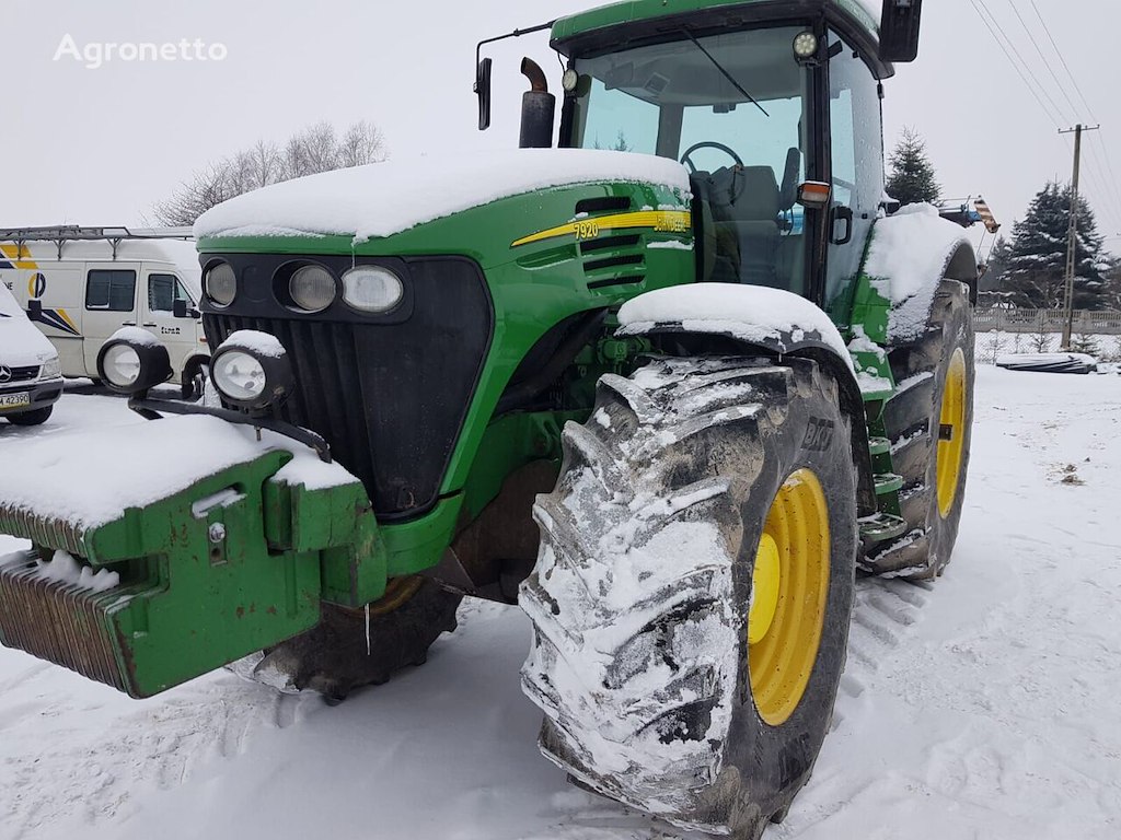 John Deere 7920 traktor točkaš