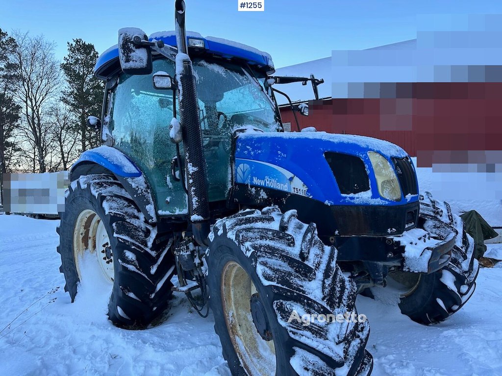 New Holland TS110A traktor točkaš