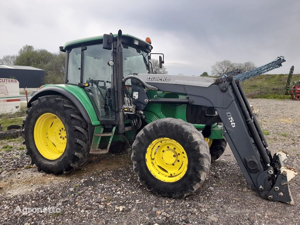 John Deere 6220 + Quicke traktor točkaš