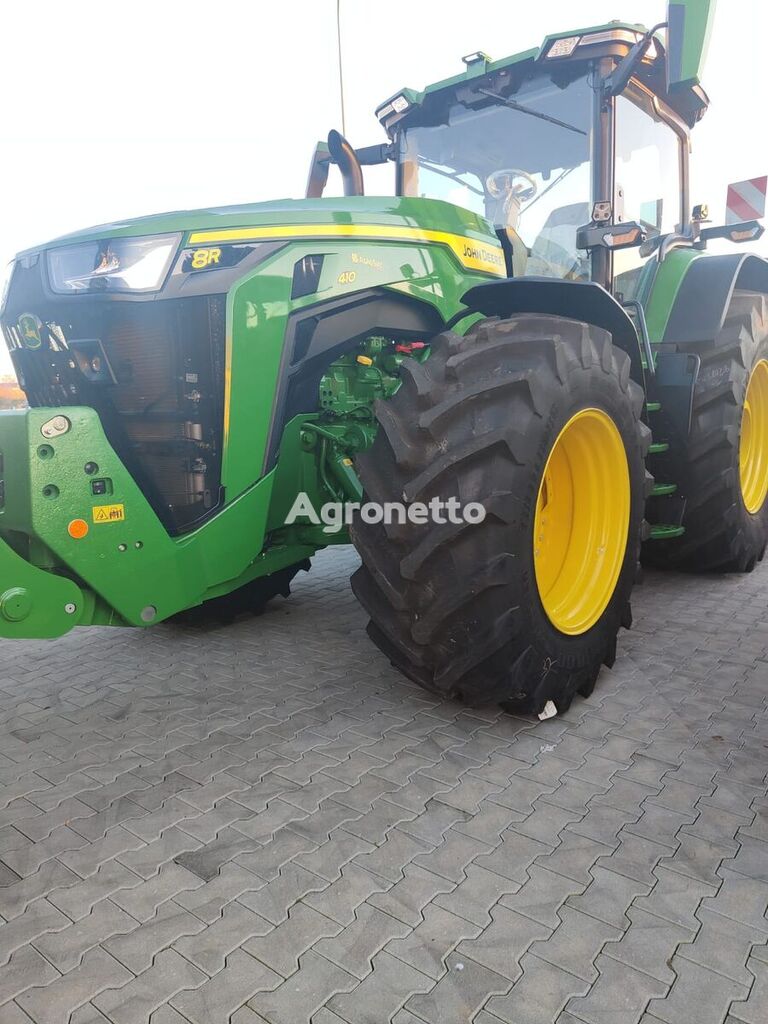Novi John Deere 8R410 traktor točkaš