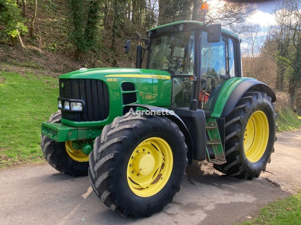 John Deere 6830 traktor točkaš