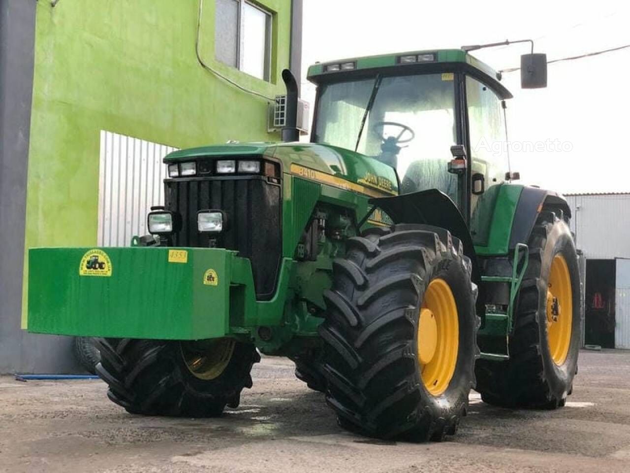 John Deere 8410 traktor točkaš