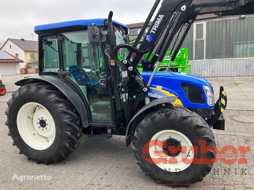 New Holland T 4050 traktor točkaš