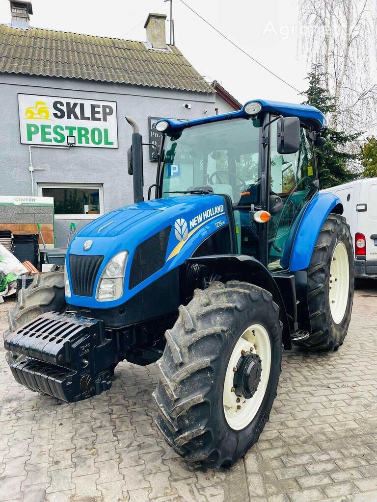 New Holland TD5.115 traktor točkaš
