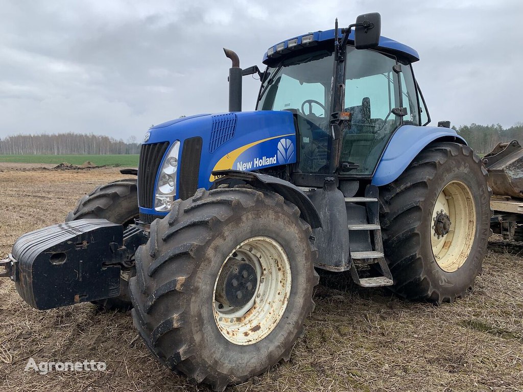 New Holland tg285 traktor točkaš